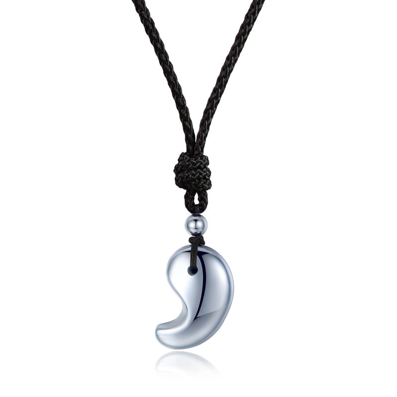 magatama necklace japan