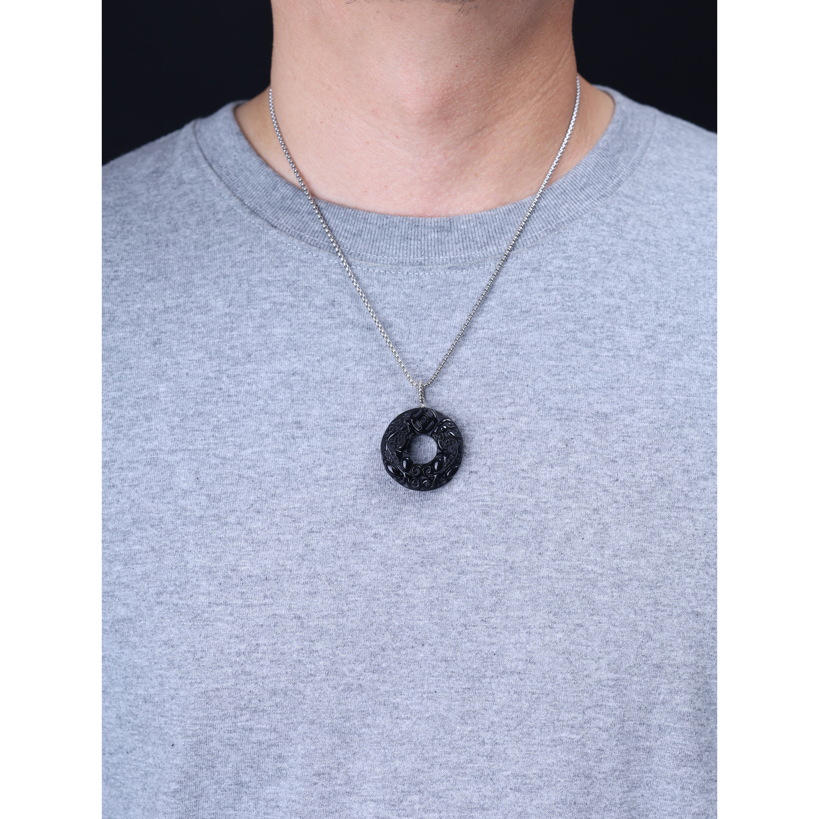 Obsidian-Pixiu-Engraving-Round-Pendant-Necklace-COAI